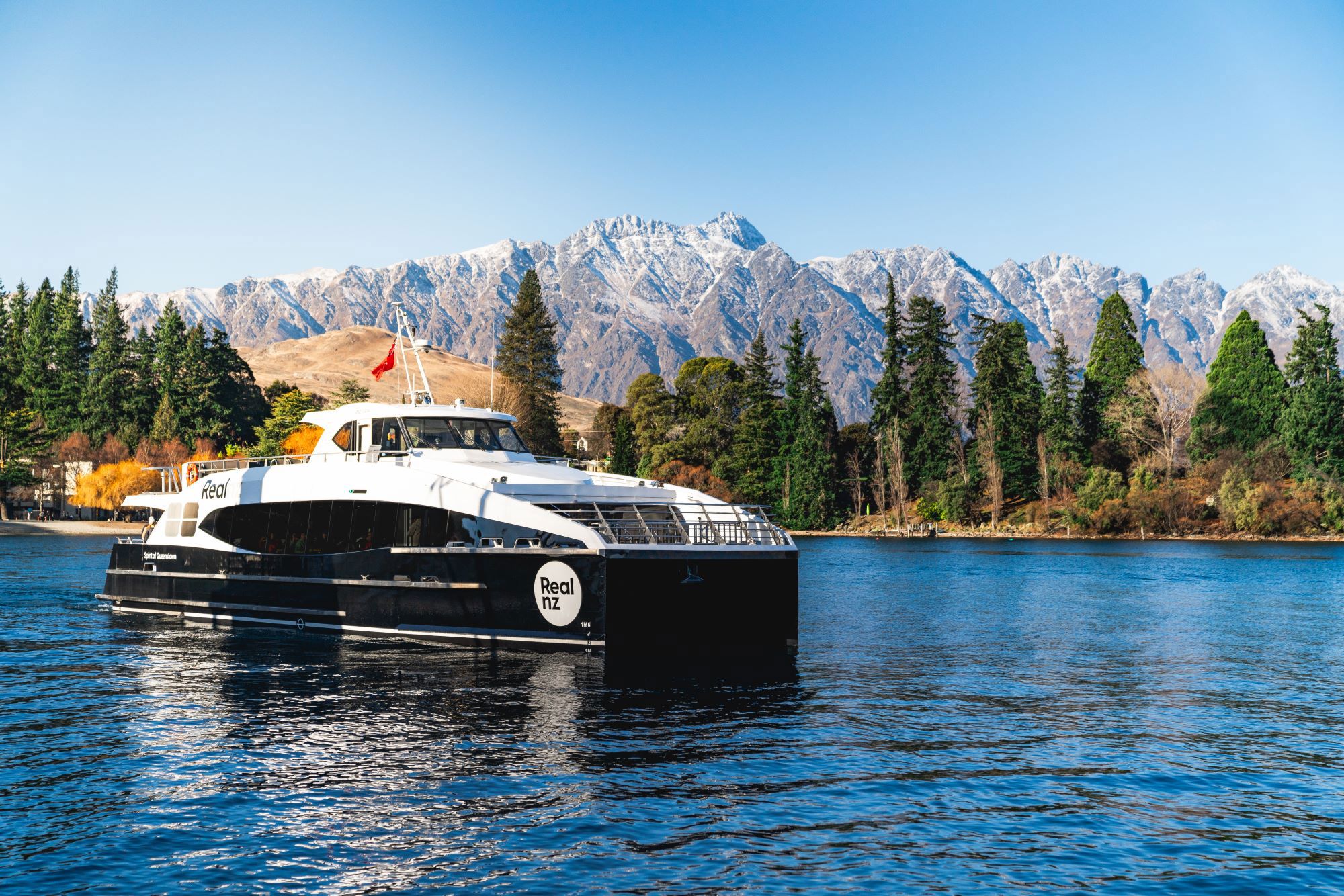 Queenstown Lake Cruise | RealNZ